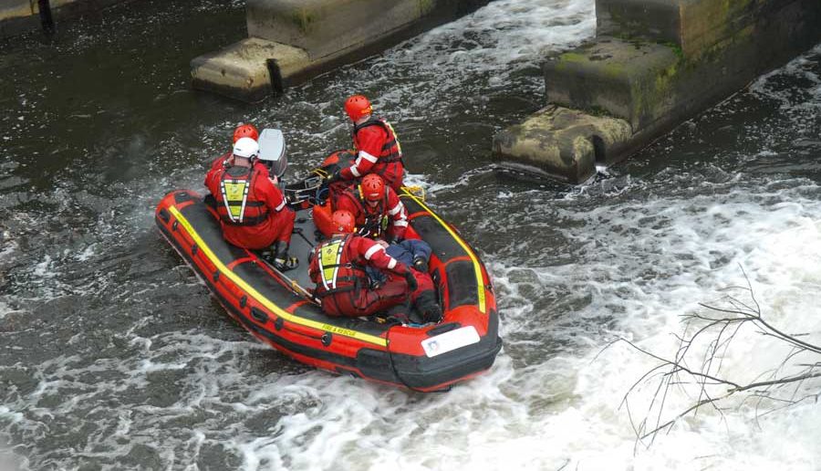 WATER RESCUE? CALL FIRE AND RESCUE! - Yorkshire Reporter